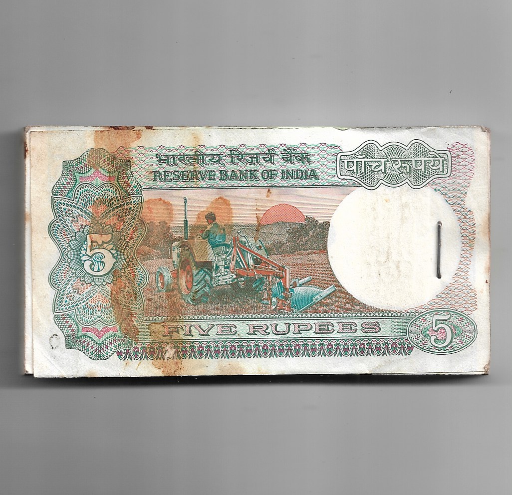 5 RUPEE ~ R.N.MALHOTRA ~ 100 NOTE BUNDLE With 786 NOTE ( TRACTOR ON ...
